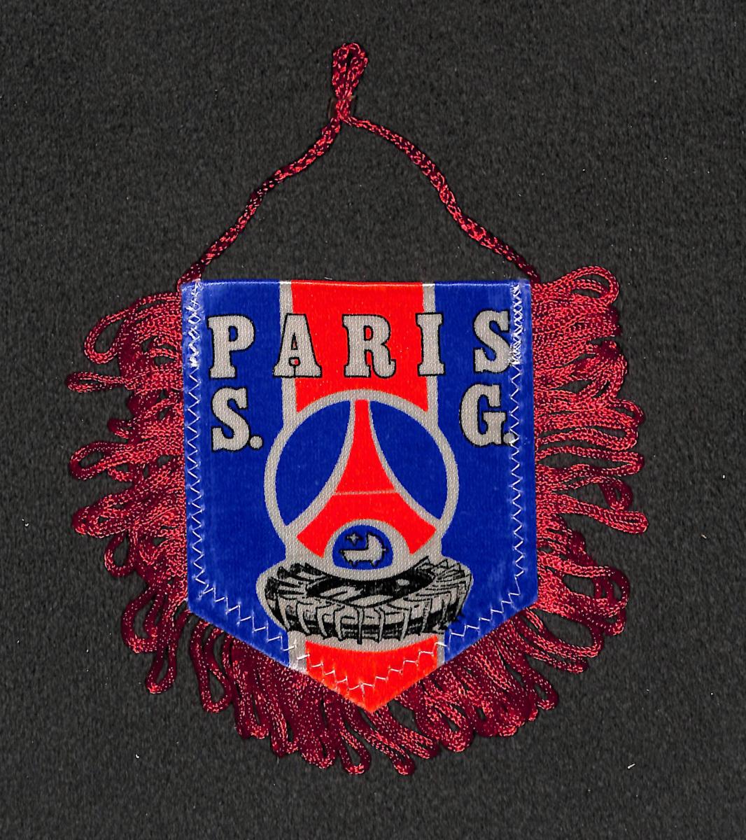 FANION DU PARIS SAINT-GERMAIN