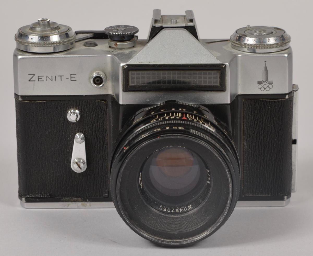 APPAREIL PHOTO ZENITH E MOSCOU 1980